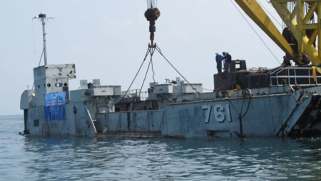 Historic HTMS Mataphon Shipwreck Pattaya - No Limit Dive