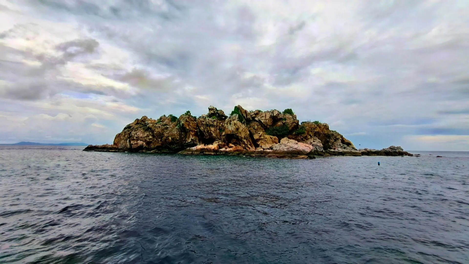 Ultimate Guide to Koh Rong Nang Dive Site Pattaya - No Limit Dive